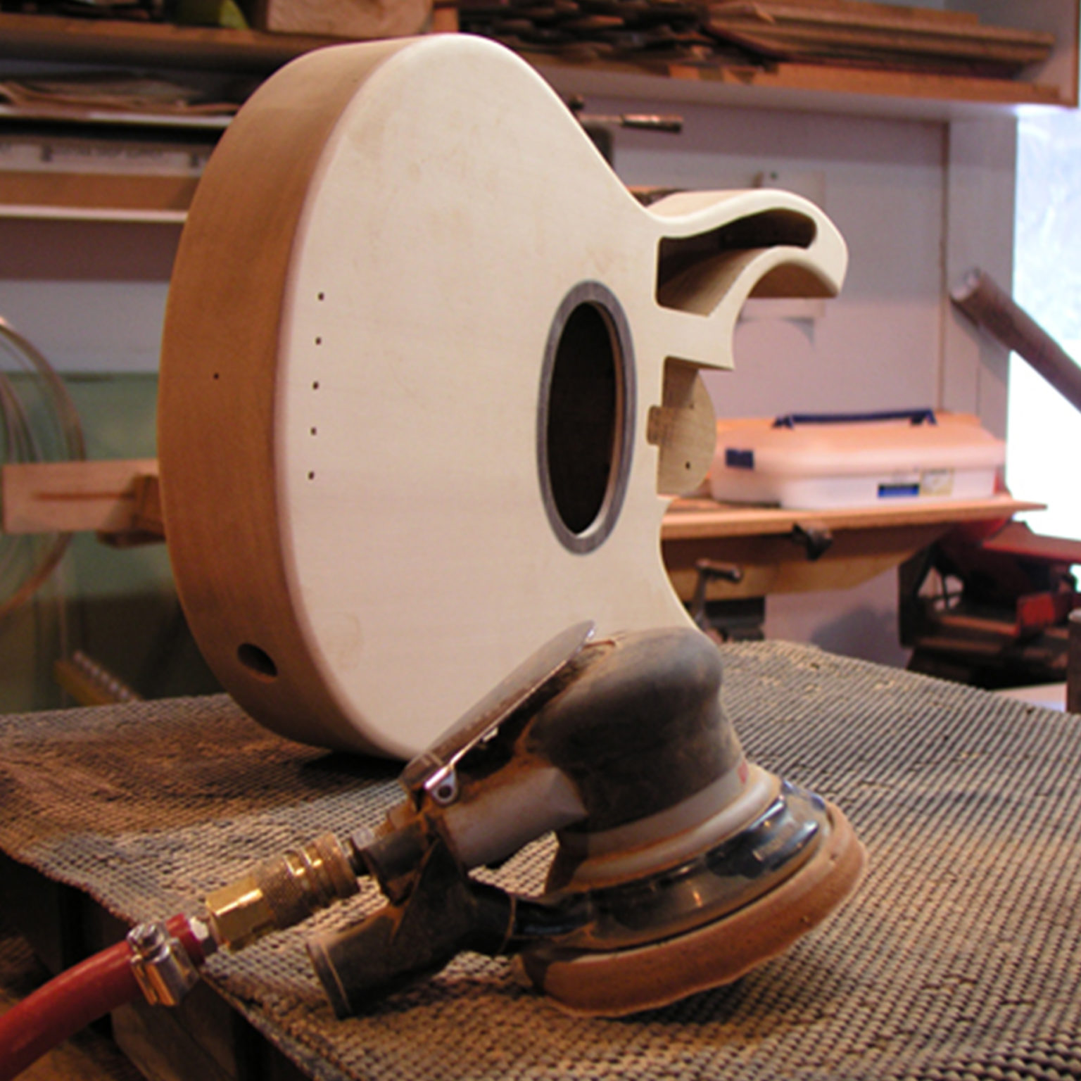 Citron Guitars: Completely Custom Craftsmanship | Calton Cases